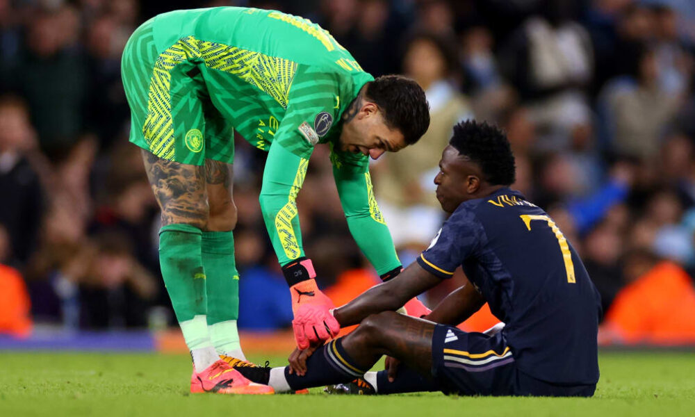 Real Madrid issue update on Vinicius Junior injury ahead of El Clasico ...